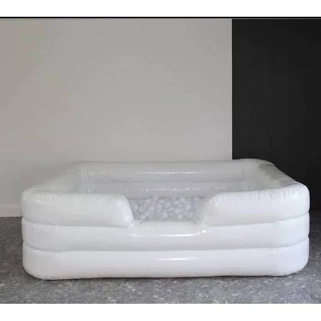 Indoor Airtight White Inflatable Ball pit PVC commerical soft Play ball ...