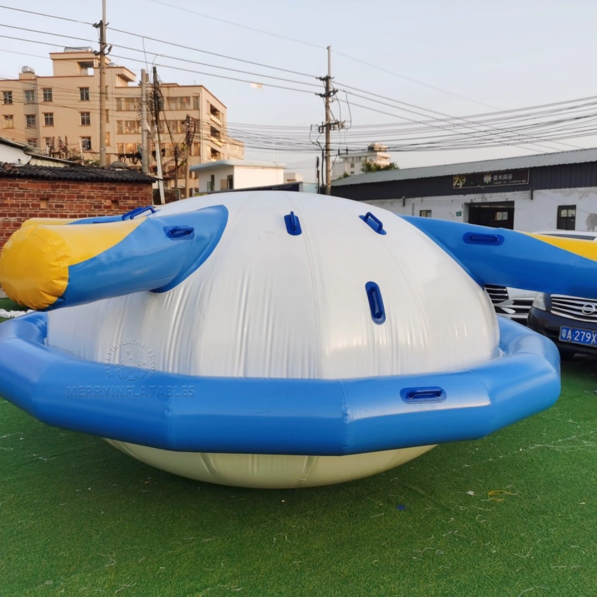 Inflatable Disco Boat UFO Inflatable Towable Water Sports Rotating ...